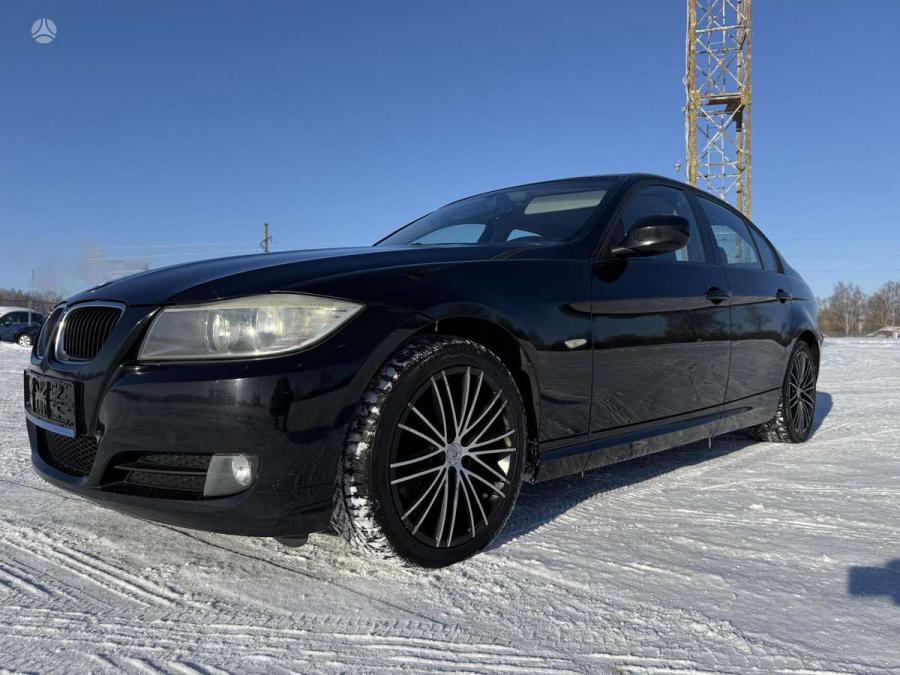 Black BMW 320 2009 in Marijampole, with an engine capacity of 2.00 L and mileage of 366 thousand km for 2950 €, photo 10 on AUTOMOTO.COM.LV