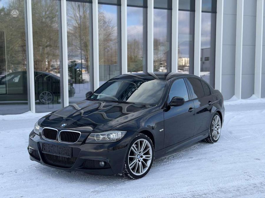 Black BMW 320 2009 in Vilnius, with an engine capacity of 2.00 L and mileage of 322 thousand km for 6100 €, photo 10 on AUTOMOTO.COM.LV