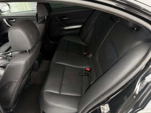 Black BMW 320 2009 in Vilnius, with an engine capacity of 2.00 L and mileage of 322 thousand km for 6100 €, photo 19 on AUTOMOTO.COM.LV