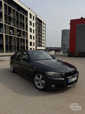 Black BMW 320 2009 in Vilnius, with an engine capacity of 2.00 L and mileage of 278 thousand km for 5500 €, photo 2 on AUTOMOTO.COM.LV