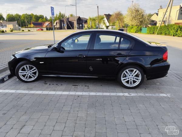 Black BMW 320 2009 in Raseiniai, with an engine capacity of 2.00 L and mileage of 281 thousand km for 4390 €, photo 8 on AUTOMOTO.COM.LV