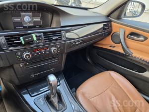 Черный БМВ 320 2009 в Елгава, объемом двигателя 2.00 л и пробегом 330 тыс. км за 6400 €, фото 10 на AUTOMOTO.COM.LV