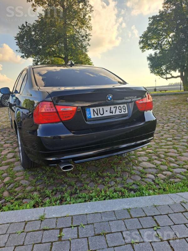 Black BMW 320 2009 in Daugavpils, with an engine capacity of 2.00 L and mileage of 267 thousand km for 6555 €, photo 5 on AUTOMOTO.COM.LV