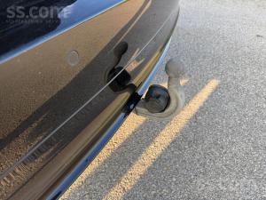 Black BMW 320 2009 in Ogre, with an engine capacity of 2.00 L and mileage of 223 thousand km for 5500 €, photo 24 on AUTOMOTO.COM.LV
