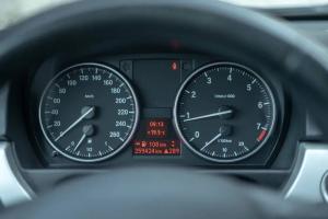 Melns BMW 320 2009 Liepāja, ar dzinēja tilpumu 2.00 L un nobraukumu 259 tūkst. km par 5500 €, foto 21 vietnē AUTOMOTO.COM.LV