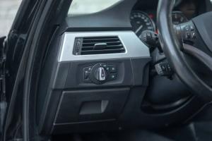Melns BMW 320 2009 Liepāja, ar dzinēja tilpumu 2.00 L un nobraukumu 259 tūkst. km par 5500 €, foto 32 vietnē AUTOMOTO.COM.LV