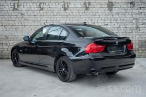 Melns BMW 320 2009 Liepāja, ar dzinēja tilpumu 2.00 L un nobraukumu 259 tūkst. km par 5500 €, foto 7 vietnē AUTOMOTO.COM.LV