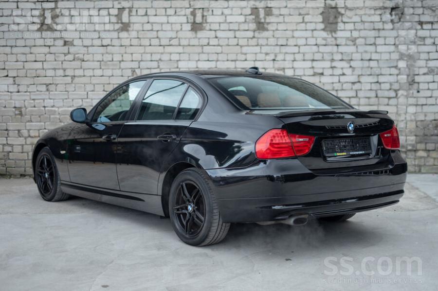Melns BMW 320 2009 Liepāja, ar dzinēja tilpumu 2.00 L un nobraukumu 259 tūkst. km par 5500 €, foto 7 vietnē AUTOMOTO.COM.LV