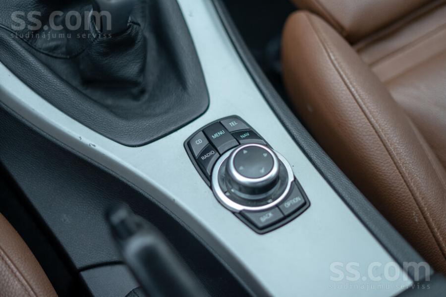 Melns BMW 320 2009 Liepāja, ar dzinēja tilpumu 2.00 L un nobraukumu 259 tūkst. km par 5500 €, foto 26 vietnē AUTOMOTO.COM.LV