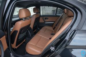 Melns BMW 320 2009 Liepāja, ar dzinēja tilpumu 2.00 L un nobraukumu 259 tūkst. km par 5500 €, foto 7 vietnē AUTOMOTO.COM.LV