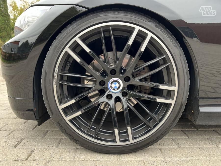 Melns BMW 320 2009 Marijampole, ar dzinēja tilpumu 2.00 L un nobraukumu 289 tūkst. km par 5550 €, foto 6 vietnē AUTOMOTO.COM.LV