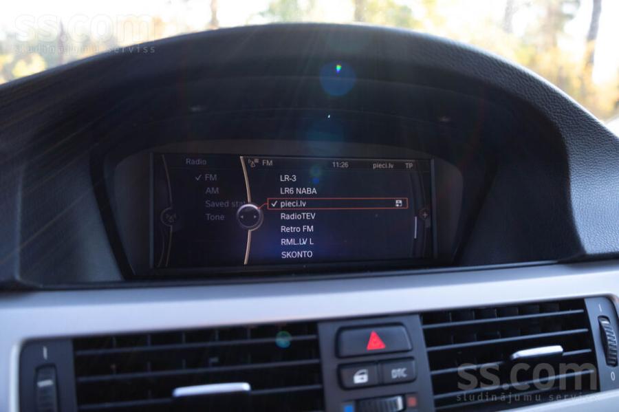 Melns BMW 320 2009 Rīga, ar dzinēja tilpumu 2.00 L un nobraukumu 262 tūkst. km par 4990 €, foto 16 vietnē AUTOMOTO.COM.LV