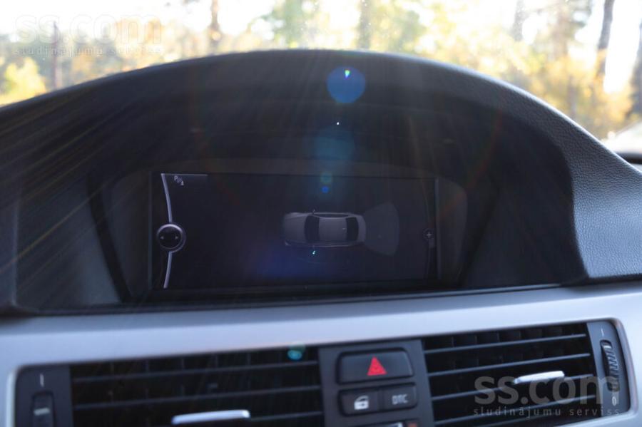Melns BMW 320 2009 Rīga, ar dzinēja tilpumu 2.00 L un nobraukumu 262 tūkst. km par 4990 €, foto 17 vietnē AUTOMOTO.COM.LV
