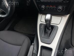 Melns BMW 320 2010 Rīga, ar dzinēja tilpumu 2.00 L un nobraukumu 230 tūkst. km par 5990 €, foto 27 vietnē AUTOMOTO.COM.LV