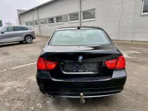 Melns BMW 320 2010 Šauļi, ar dzinēja tilpumu 2.00 L un nobraukumu 230 tūkst. km par 4850 €, foto 8 vietnē AUTOMOTO.COM.LV