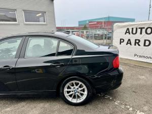 Melns BMW 320 2010 Šauļi, ar dzinēja tilpumu 2.00 L un nobraukumu 230 tūkst. km par 4850 €, foto 10 vietnē AUTOMOTO.COM.LV
