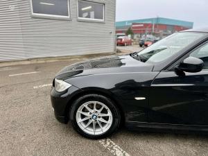 Melns BMW 320 2010 Šauļi, ar dzinēja tilpumu 2.00 L un nobraukumu 230 tūkst. km par 4850 €, foto 12 vietnē AUTOMOTO.COM.LV
