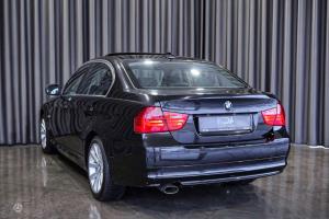 Black BMW 320 2010 in Marijampole, with an engine capacity of 2.00 L and mileage of 271 thousand km for 6450 €, photo 10 on AUTOMOTO.COM.LV