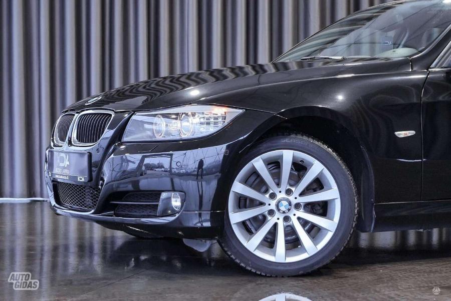 Black BMW 320 2010 in Marijampole, with an engine capacity of 2.00 L and mileage of 271 thousand km for 6450 €, photo 6 on AUTOMOTO.COM.LV