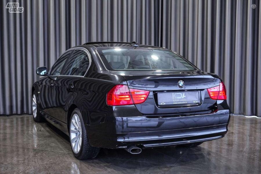 Black BMW 320 2010 in Marijampole, with an engine capacity of 2.00 L and mileage of 271 thousand km for 6450 €, photo 10 on AUTOMOTO.COM.LV