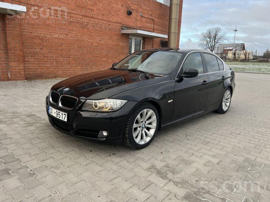 Black BMW 320 2010 in Rezekne, with an engine capacity of 2.00 L and mileage of 293 thousand km for 5995 €, photo 1 on AUTOMOTO.COM.LV