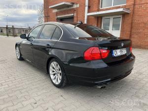 Black BMW 320 2010 in Rezekne, with an engine capacity of 2.00 L and mileage of 293 thousand km for 5995 €, photo 2 on AUTOMOTO.COM.LV