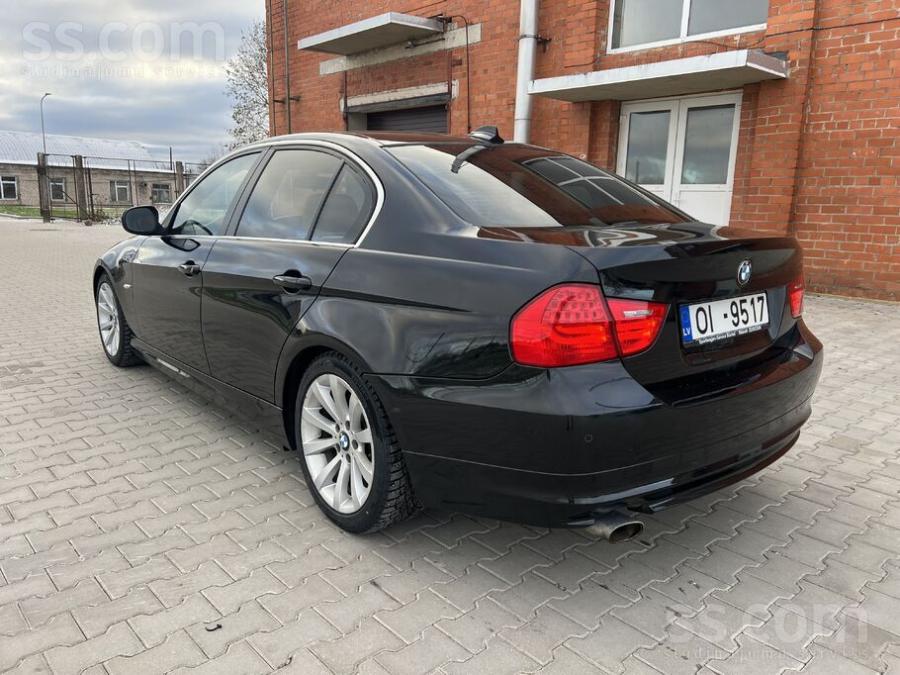 Black BMW 320 2010 in Rezekne, with an engine capacity of 2.00 L and mileage of 293 thousand km for 5995 €, photo 2 on AUTOMOTO.COM.LV