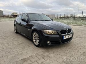Black BMW 320 2010 in Rezekne, with an engine capacity of 2.00 L and mileage of 293 thousand km for 5995 €, photo 4 on AUTOMOTO.COM.LV