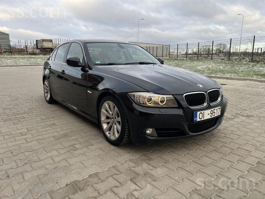 Black BMW 320 2010 in Rezekne, with an engine capacity of 2.00 L and mileage of 293 thousand km for 5995 €, photo 4 on AUTOMOTO.COM.LV