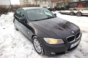 Black BMW 320 2010 in Riga, with an engine capacity of 2.00 L and mileage of 317 thousand km for 3900 €, photo 4 on AUTOMOTO.COM.LV