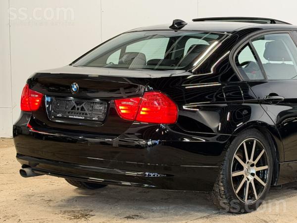 Melns BMW 320 2010 Jūrmala, ar dzinēja tilpumu 2.00 L un nobraukumu 261 tūkst. km par 6995 €, foto 10 vietnē AUTOMOTO.COM.LV