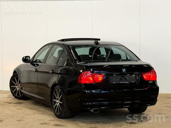 Melns BMW 320 2010 Jūrmala, ar dzinēja tilpumu 2.00 L un nobraukumu 261 tūkst. km par 6995 €, foto 7 vietnē AUTOMOTO.COM.LV