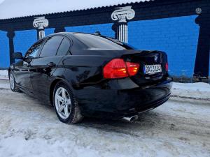 Melns BMW 320 2010 Marijampole, ar dzinēja tilpumu 2.00 L un nobraukumu 300 tūkst. km par 4600 €, foto 7 vietnē AUTOMOTO.COM.LV