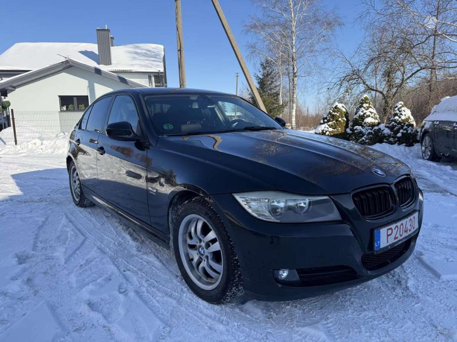 Melns BMW 320 2010 Kauņa, ar dzinēja tilpumu 0.00 L un nobraukumu 340 tūkst. km par 4000 €, foto 1 vietnē AUTOMOTO.COM.LV
