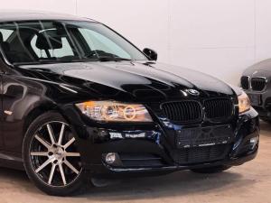 Black BMW 320 2010 in Jurmala, with an engine capacity of 2.00 L and mileage of 260 thousand km for 6995 €, photo 5 on AUTOMOTO.COM.LV