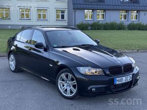 Melns BMW 320 2010 Cēsis, ar dzinēja tilpumu 2.00 L un nobraukumu 273 tūkst. km par 6850 €, foto 3 vietnē AUTOMOTO.COM.LV