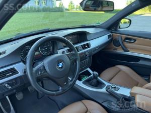 Melns BMW 320 2010 Cēsis, ar dzinēja tilpumu 2.00 L un nobraukumu 273 tūkst. km par 6850 €, foto 19 vietnē AUTOMOTO.COM.LV