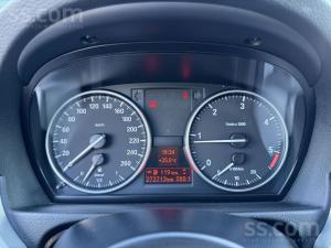 Melns BMW 320 2010 Cēsis, ar dzinēja tilpumu 2.00 L un nobraukumu 273 tūkst. km par 6850 €, foto 28 vietnē AUTOMOTO.COM.LV