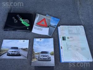 Melns BMW 320 2010 Cēsis, ar dzinēja tilpumu 2.00 L un nobraukumu 273 tūkst. km par 6850 €, foto 32 vietnē AUTOMOTO.COM.LV