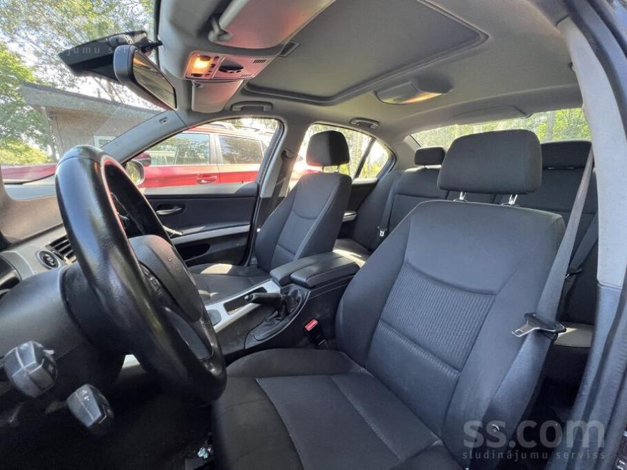 Melns BMW 320 2010 Rīga, ar dzinēja tilpumu 2.00 L un nobraukumu 253 tūkst. km par 4980 €, foto 9 vietnē AUTOMOTO.COM.LV