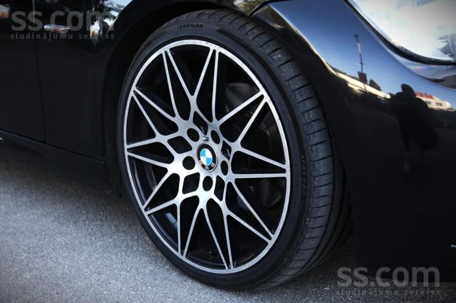 Black BMW 320 2010 in Riga, with an engine capacity of 2.00 L and mileage of 344 thousand km for 6995 €, photo 8 on AUTOMOTO.COM.LV