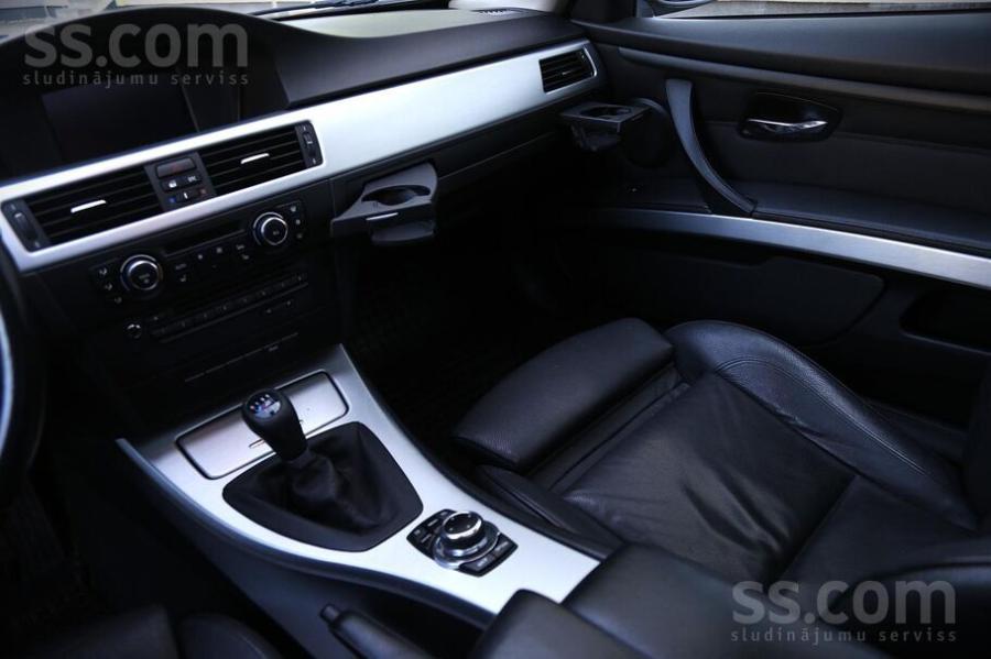 Black BMW 320 2010 in Riga, with an engine capacity of 2.00 L and mileage of 344 thousand km for 6995 €, photo 12 on AUTOMOTO.COM.LV