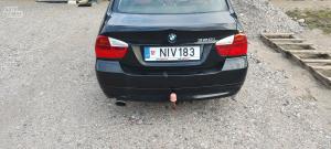 Melns BMW 320 2010 Klaipėda, ar dzinēja tilpumu 2.00 L un nobraukumu 250 tūkst. km par 990 €, foto 5 vietnē AUTOMOTO.COM.LV
