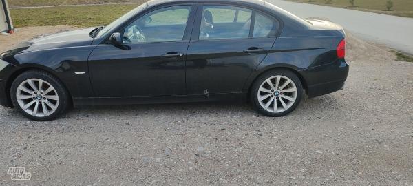 Black BMW 320 2010 in Klaipeda, with an engine capacity of 2.00 L and mileage of 250 thousand km for 990 €, photo 6 on AUTOMOTO.COM.LV