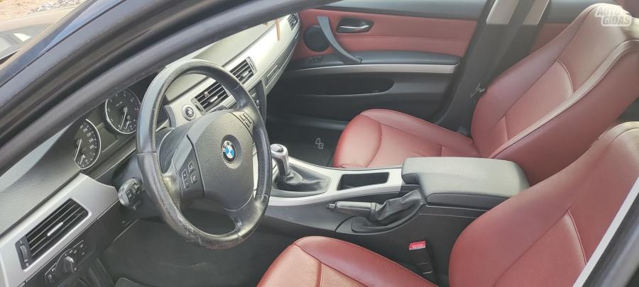Melns BMW 320 2010 Klaipėda, ar dzinēja tilpumu 2.00 L un nobraukumu 250 tūkst. km par 990 €, foto 12 vietnē AUTOMOTO.COM.LV