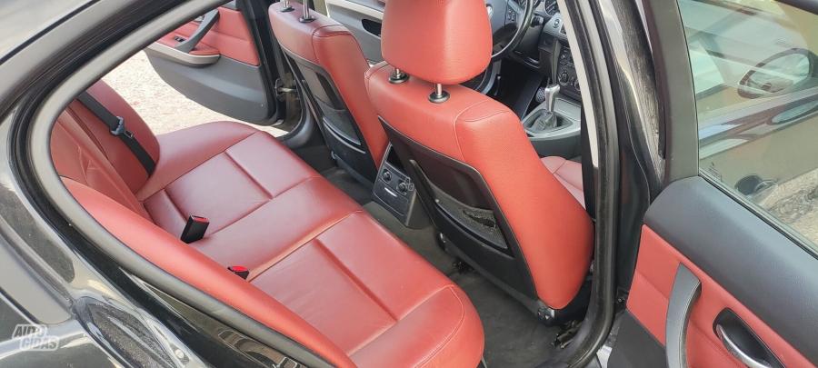 Melns BMW 320 2010 Klaipėda, ar dzinēja tilpumu 2.00 L un nobraukumu 250 tūkst. km par 990 €, foto 17 vietnē AUTOMOTO.COM.LV