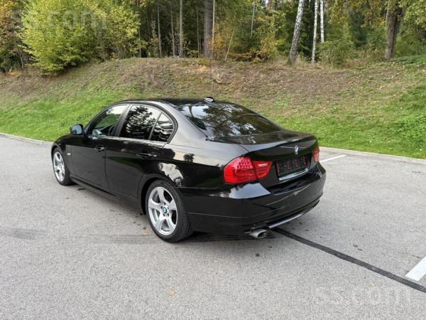 БМВ 320 2010 в Огре на AUTOMOTO.COM.LV Черный БМВ 320 2010 в Огре, объемом двигателя 2.00 л и пробегом 283 тыс. км за 5300 €, фото 4 на AUTOMOTO.COM.LV