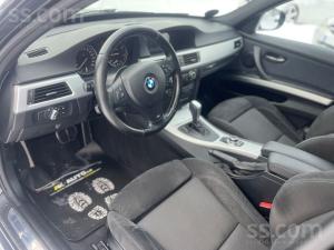 Black BMW 320 2011 in Kuldiga, with an engine capacity of 2.00 L and mileage of 356 thousand km for 7290 €, photo 11 on AUTOMOTO.COM.LV