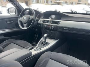 Black BMW 320 2011 in Kuldiga, with an engine capacity of 2.00 L and mileage of 356 thousand km for 7290 €, photo 14 on AUTOMOTO.COM.LV