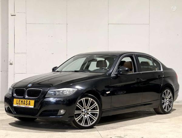 Melns BMW 320 2011 Klaipėda, ar dzinēja tilpumu 2.00 L un nobraukumu 238 tūkst. km par 6900 €, foto 5 vietnē AUTOMOTO.COM.LV